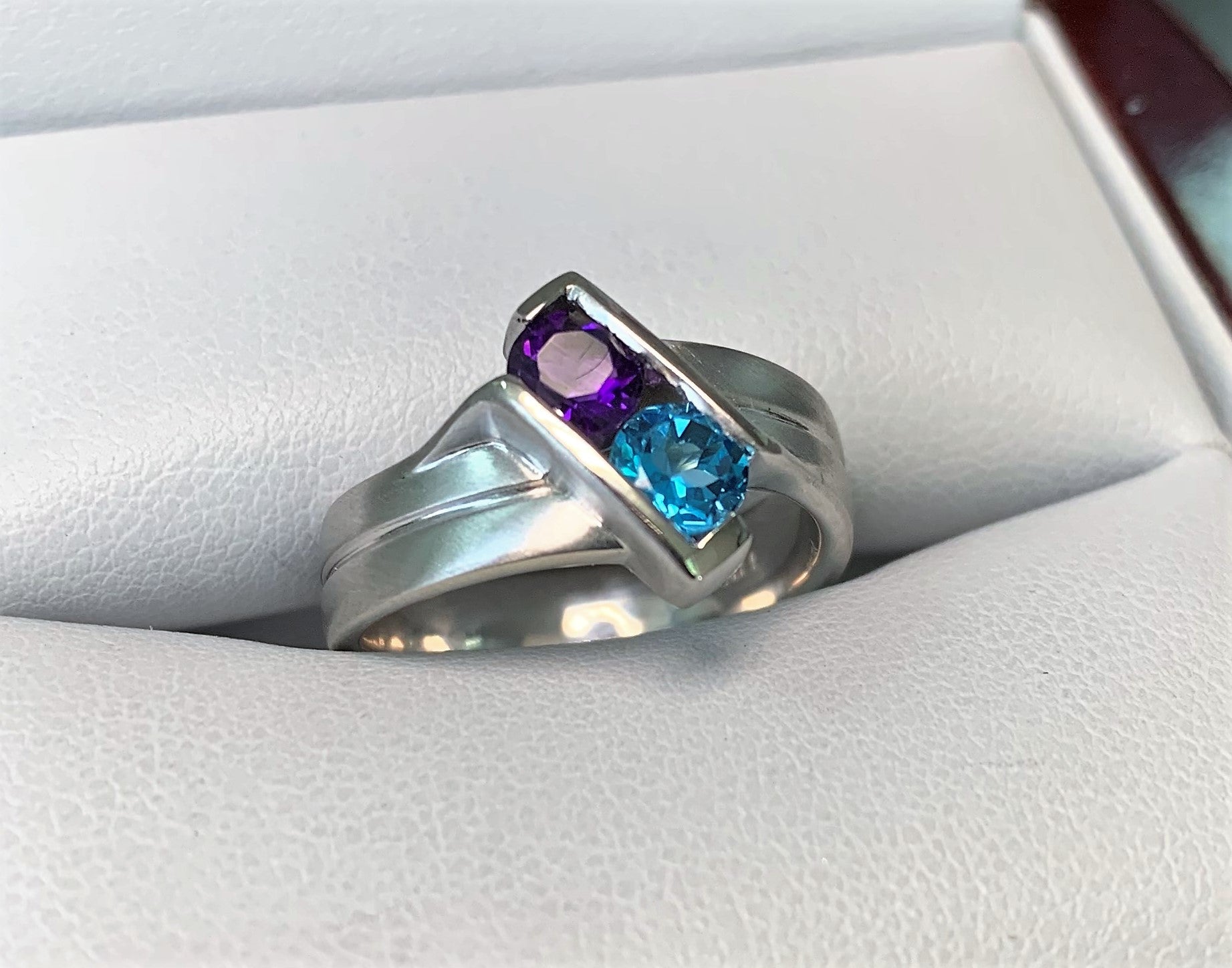 G10001 - 14 Karat White Gold Custom Men's Gemstone Ring – Adamas Goldsmiths